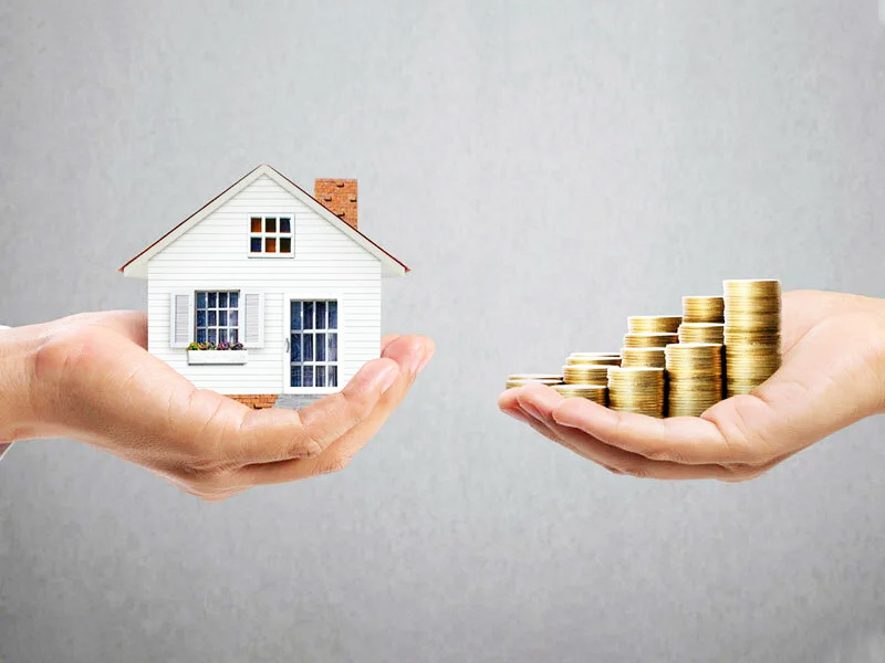 Property versus Shares: a practical comparison